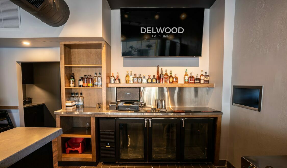 Delwood - Electrical Contractor | Cincinnati | Restaurant